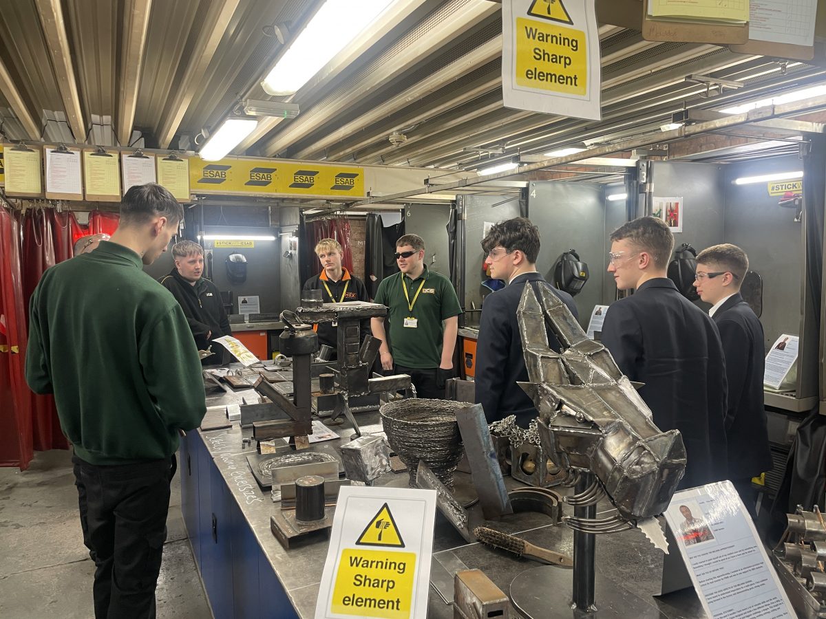 Year 11 Learners Explore Apprenticeship Opportunities - The JCB Academy